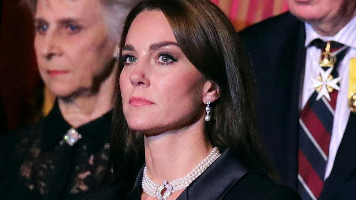 Princess Kate Shines at Festival of Remembrance, Paying Tribute to Late ...